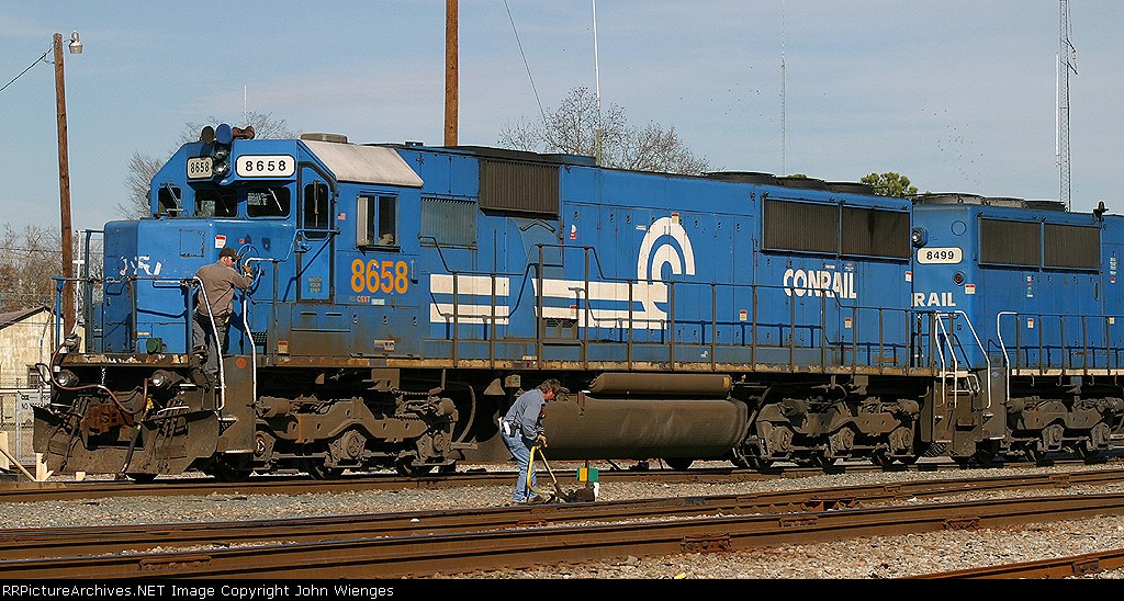 CSX F750